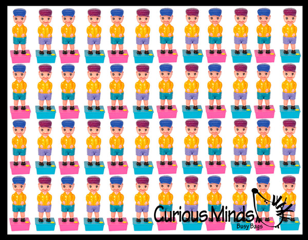 NEW - Wee Boy - Funny Peeing Boy Squirt Gun - Pull Down Shorts to Pee ...