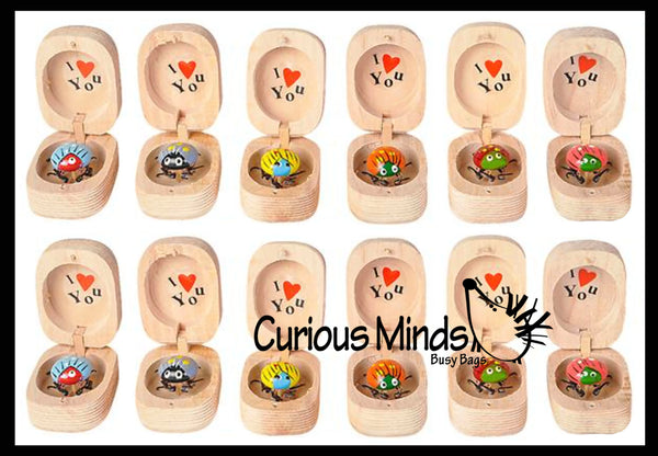 Love bug in Box Novelty Gift - Bugs Legs Wiggle So it Looks Alive - Wo ...