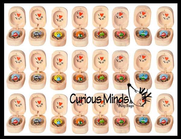 Love bug in Box Novelty Gift - Bugs Legs Wiggle So it Looks Alive - Wo ...